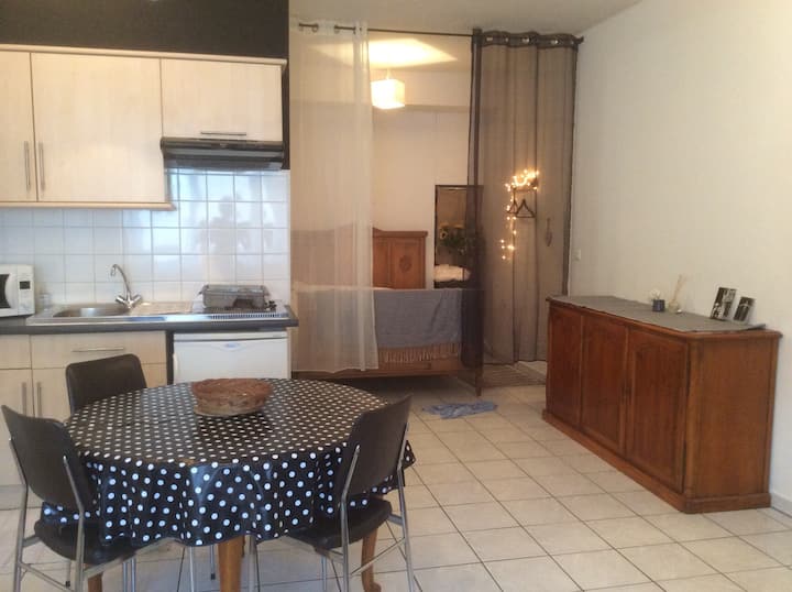 Grand Studio Tout Confort Centre Ville Chateaudun - Châteaudun