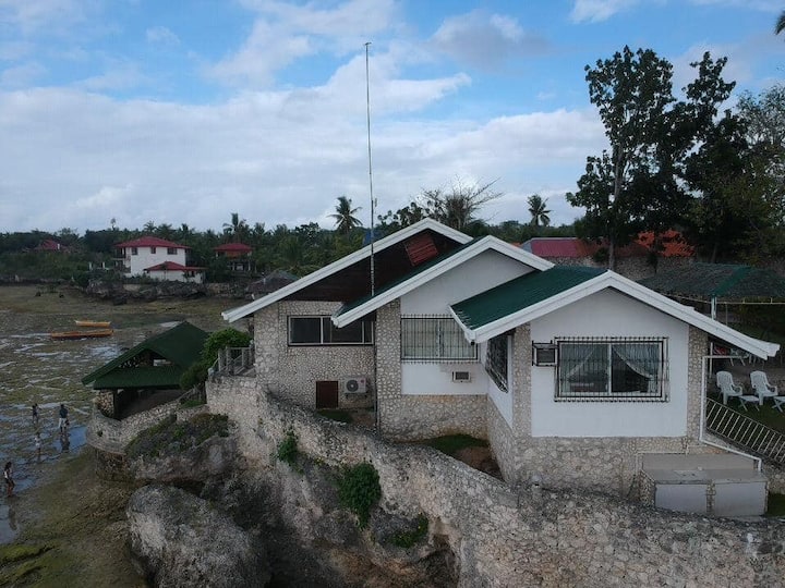 " Lots Of Privacy At Homestay California 1 " - Moalboal