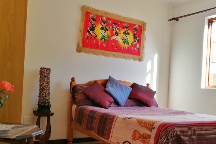 Private, Comfortable Apartment In Pinelands - Goodwood