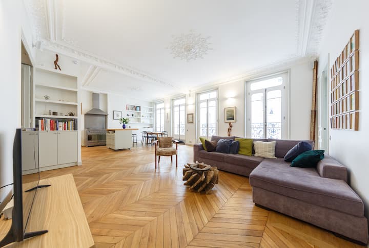 Striking Paris Apartment - París