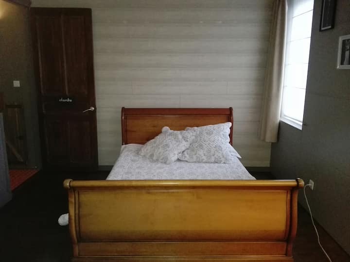 Chambre Lumineuse , Cadre Zen - Mouscron
