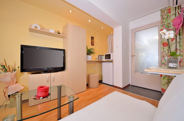 Lazur Studio - Burgas