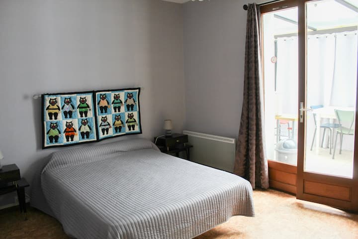 Logement Indépendant Dans Villa - Hendaye