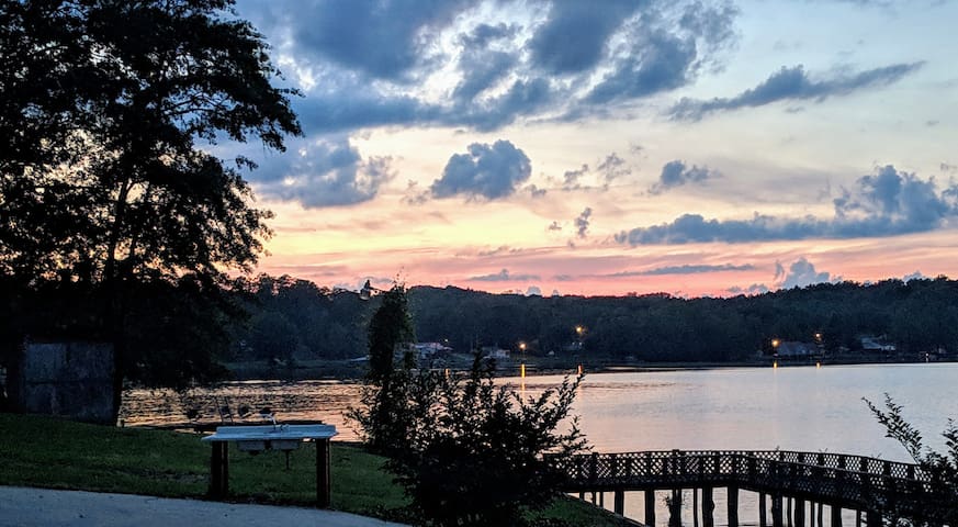 Griff's Get Away on the Lake 【 FEB 2021 】 Waterloo, South Carolina (SC ...