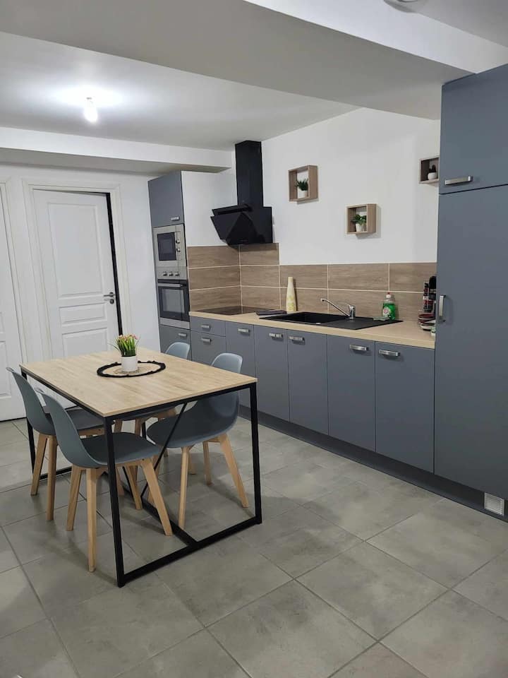 Superbe T2 Meublé De 45m2 - Carcassonne