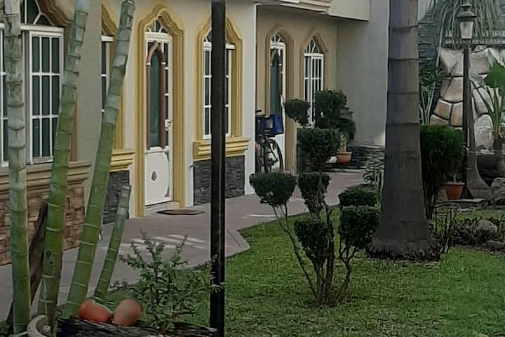Como En Casa - Miguel Hidalgo y Costilla Guadalajara Airport (GDL)