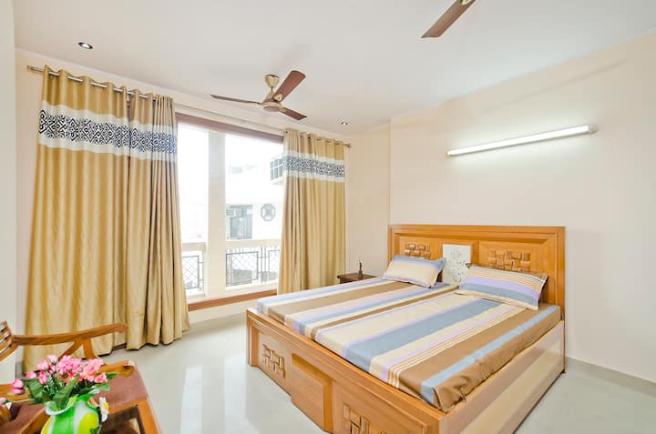 Grand Sunset Condos - Apartment - Delhi