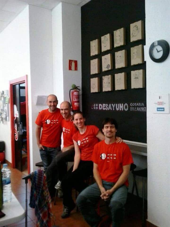 Habitación, Cerca De San Mamés - Bilbao
