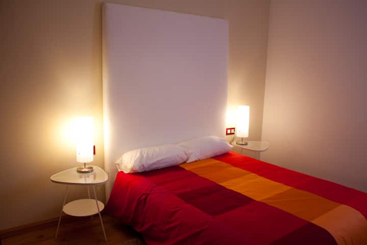 5 - Cerca Plaza España, Aeropuerto, Sants, Ferias - Barcelona