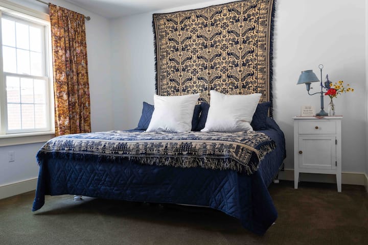 Elsie Room - Twila's - Bedford, PA