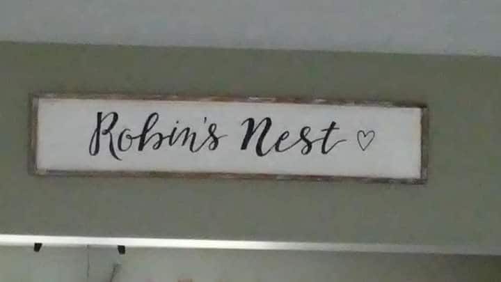 Robin's Nest: Near The Airport & Churchill Downs - Louisville, KY