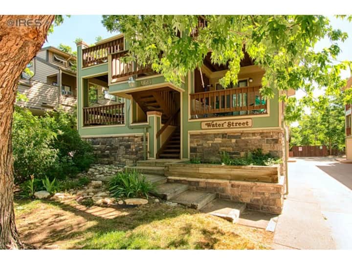 Charming Downtown Boulder Condo - Only 2 Blocks From Pearl Street - Boulder, CO