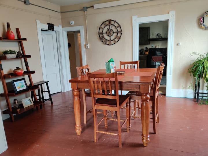 Classic 1905 Bed And Breakfast, Turned Airbnb - Deadwood, SD