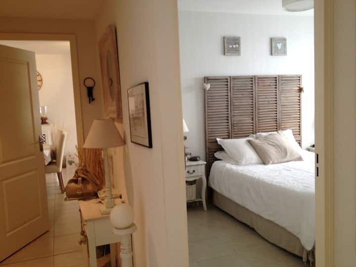 Bel Appartement/terrasse Pour 5 En Centre Ville - Sainte-Maxime