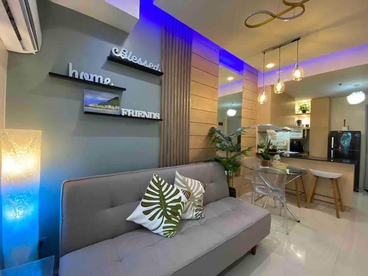 Grass Residence 2 Bedroom Condo|bridge To Sm North - Quezon City