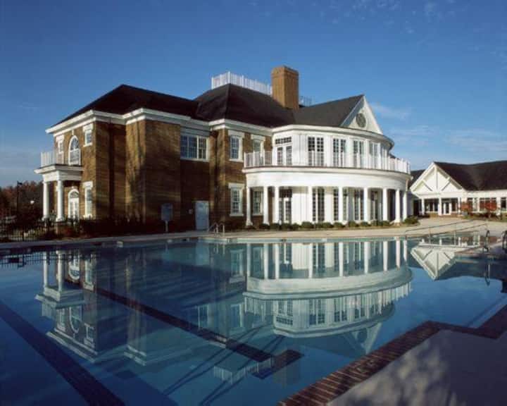Vacation Village At Williamsburg Timeshare Condo - Williamsburg, VA