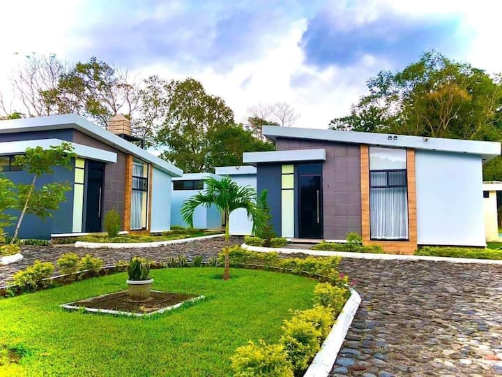 Un Lugar Agradable Para Pasar En Familia - El Asintal