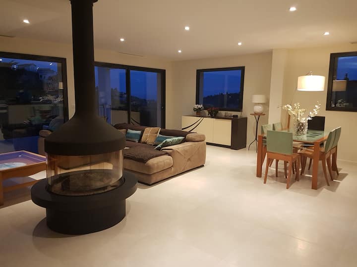 Superbe Villa D'architecte Sur Hauteurs De Nice - Nice