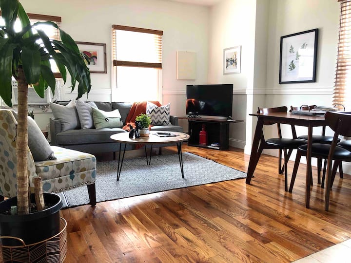 Modern, Stylish & Spacious Brooklyn Oasis - Brooklyn, NY