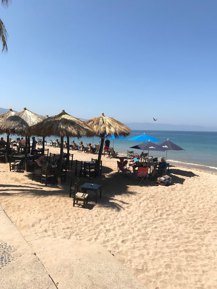 Beachfront Condo In Downtown Puerto Vallarta - Puerto Vallarta