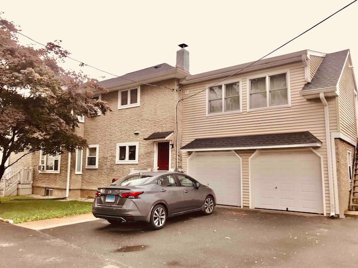 Centrally Located Beach Apartment - Norwalk, CT