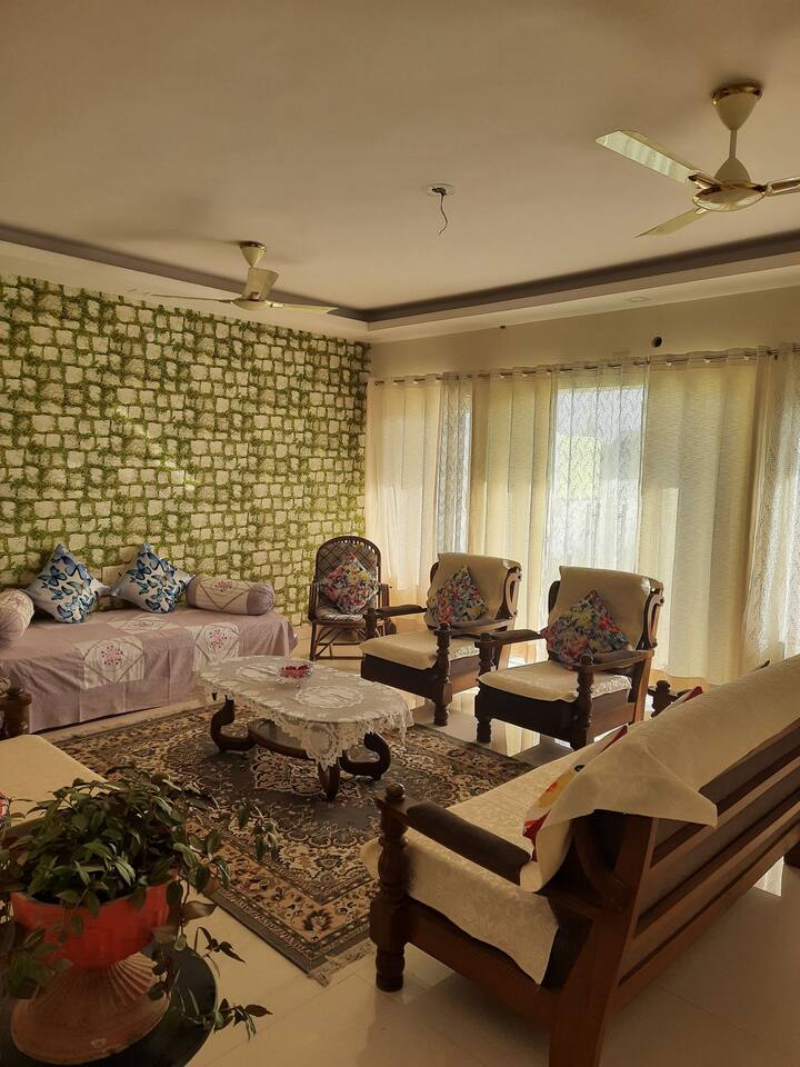 Delux Home Stay Away From Home - Bhopal