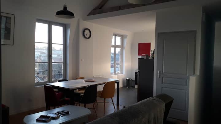 Appartement Centre Ville Bressuire Avec Charme - Bressuire