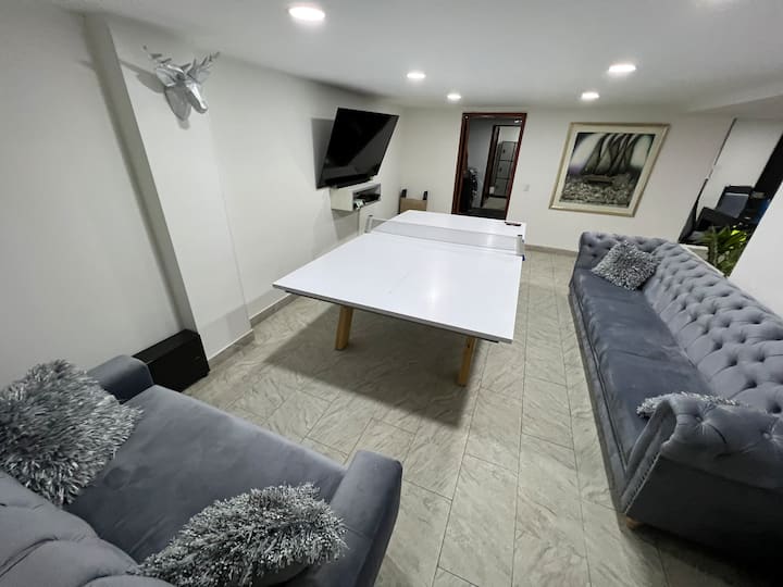 Fun, Familiar And Spacious Apartment - Cota