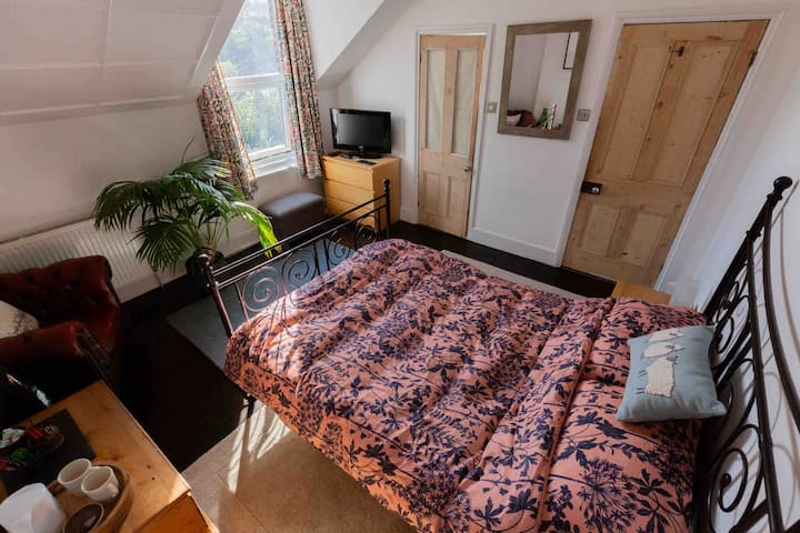 Double Room With En-suite - Hastings