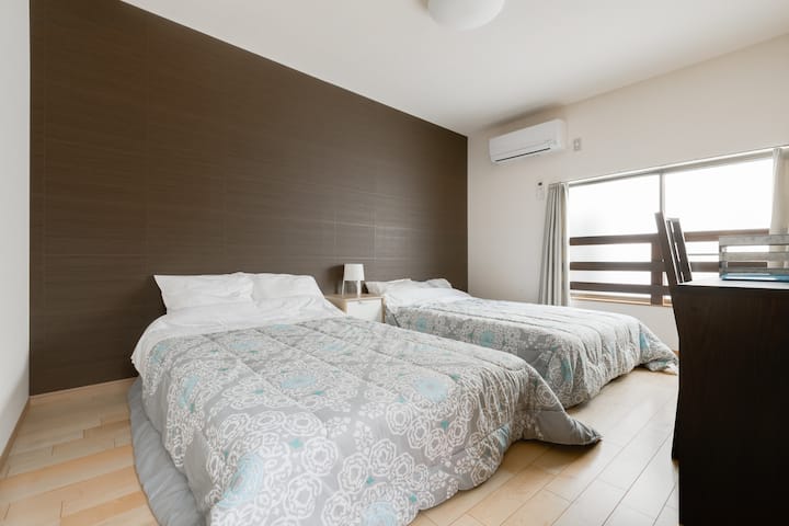 Rental Whole House! Near Namba, Easy Access To Usj - 守口市