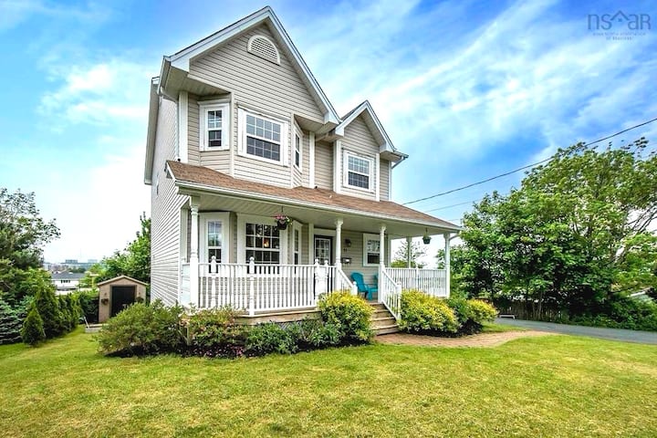 51d Spacious Apartment Lower  Private Level - Halifax, NS, Canada