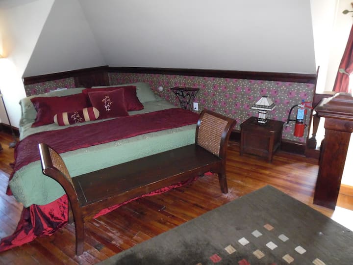 Double Room-ensuite-standard-william Morris - Cape May, NJ