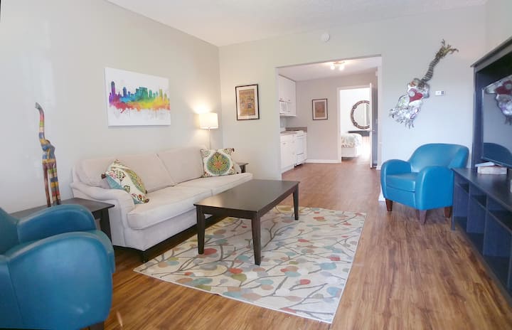 The Roost - Classic Urban Flat - Near Downtown! - Nashville