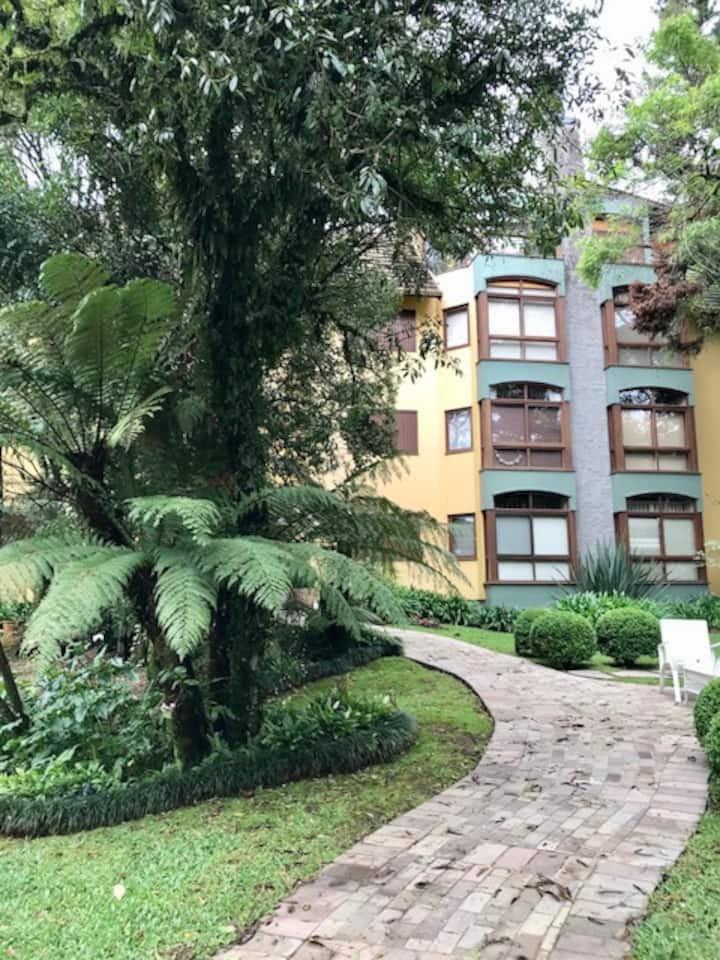 Apto Aconchegante Com Jardim No Centro De Gramado - Gramado