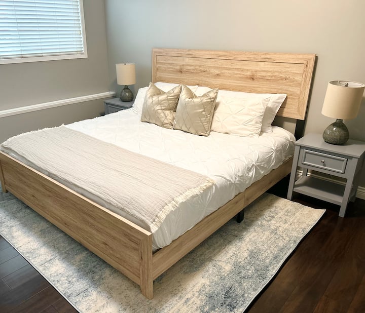 1bed Suite Near Jubilee Hospital - Victoria