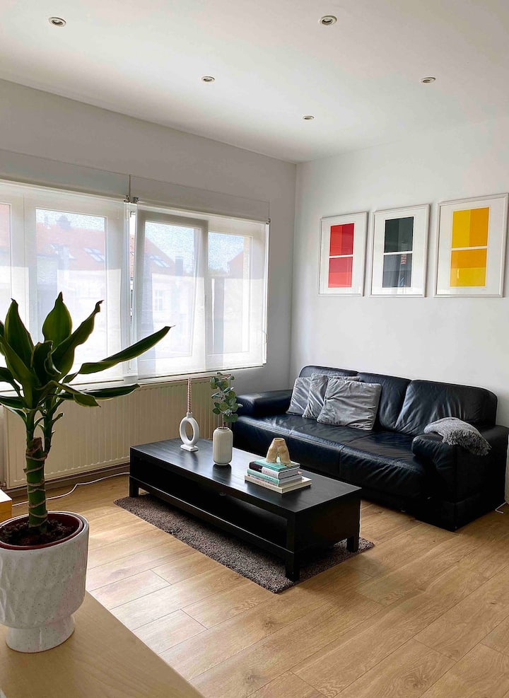 City Center Apartment With Garden View - Zagreb