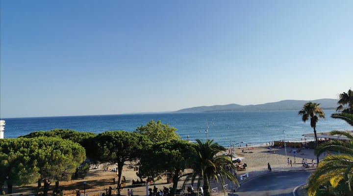 Vue Mer Et Vieux Port De St-raphaël - Parking* - Plage de Saint-Aygulf