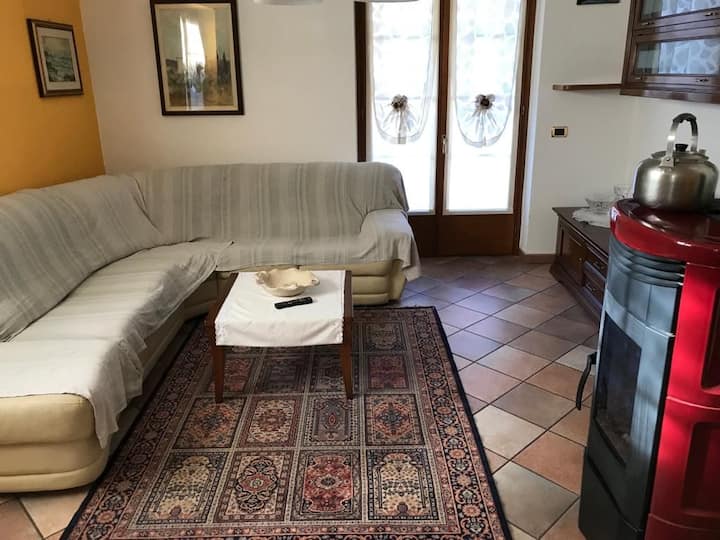 Family House - Tirano