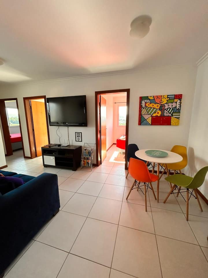Apartamento Amplo, Em Condomínio Fechado. - Palhoça