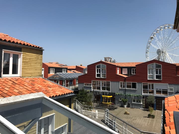 Deux Pièces De La Ville En Bois - La Rochelle