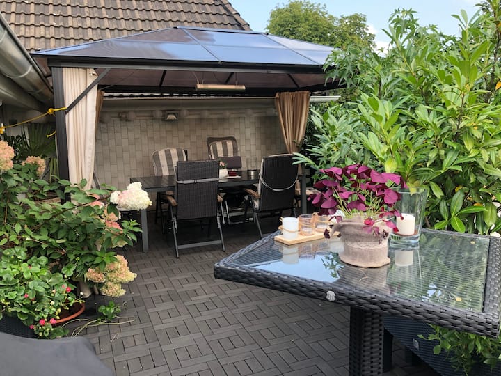 Gemütl Große Wohnung / Mit 36 M2 Balkon / 2,5 Bad - Selm