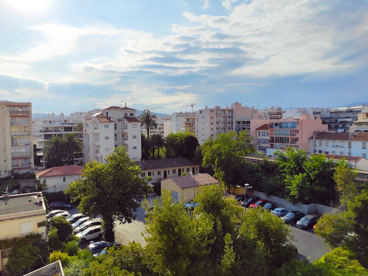 2 Pièce Climatisé Centre Plage 50m - Juan-les-Pins