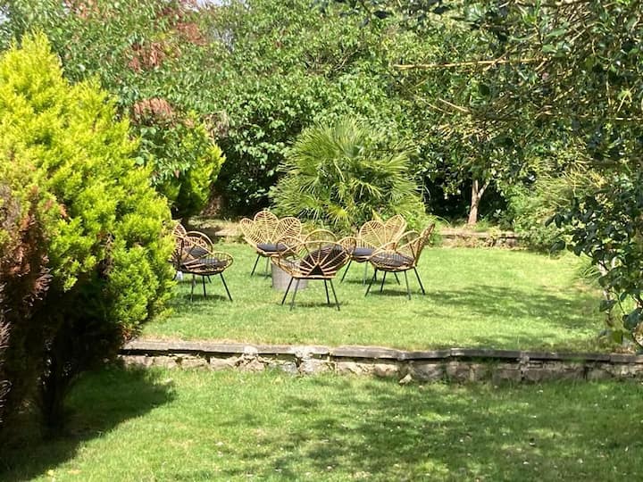 Peaceful Home Berrylands, Surbiton Uk+free Parking - Chessington World of Adventures Resort