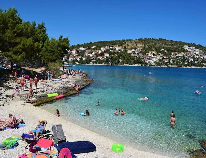 Miki 1 - Okrug Gornji