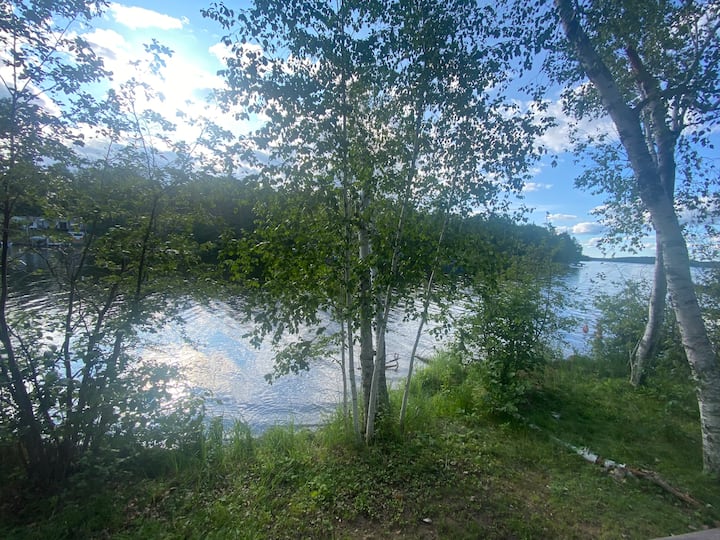 Quaint Lakefront Cabin - Hayward, WI