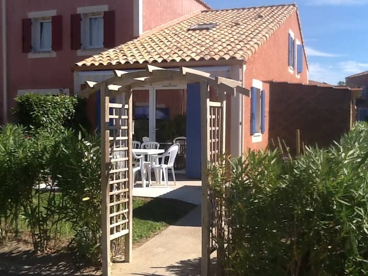 Maison Au Bord Du Canal Du Midi Dans Résidence - Béziers
