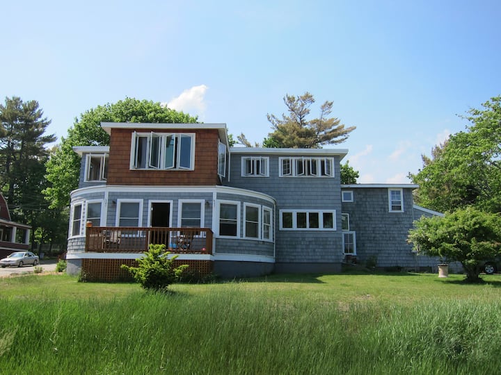 Private 5 Bedroom Cottage, 5 Min Walk To Beach - Old Orchard Beach, ME