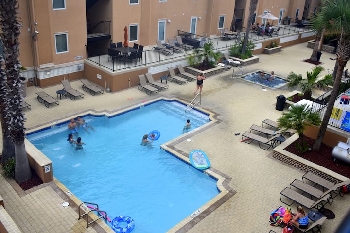 313 Brass Rail- Luxury Pool View Near Ocean-pier - Tybee Island, GA