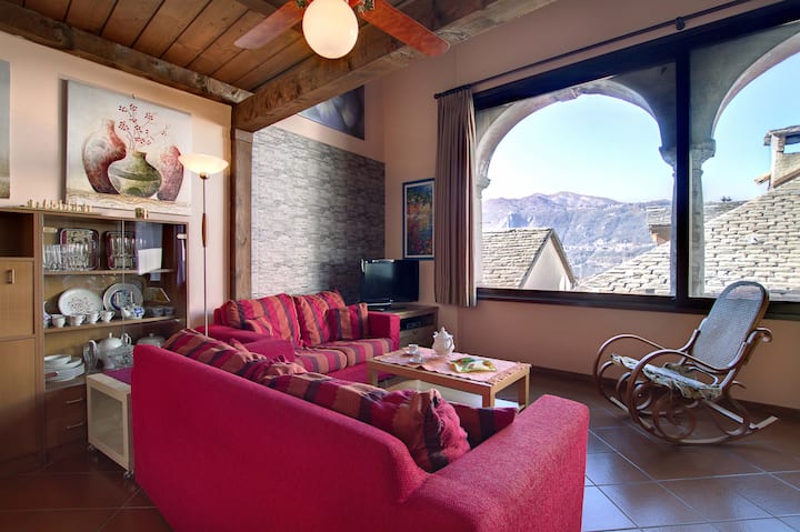 Spacious Romantic Topfloor Apartment Lake View - Orta San Giulio