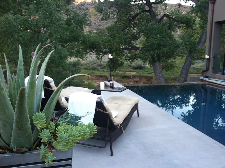 Zion Riverside Infinity Edge Pool - Springdale, UT